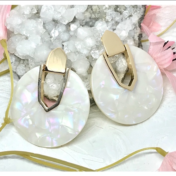 Jewelry | Acrylic Iridescent Mother Of Pearl Circle Earring | Poshmark
